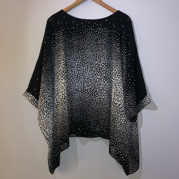 Laura Max | Tops | Laura Max Dakota Blouse | Poshmark